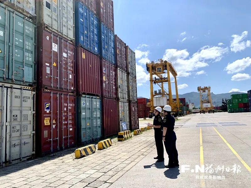 福州海关采用“新版”转关模式 进口货物中转等待时间节省近30%_区域动态_中国(福建)自由贸易试验区福州片区管理委员会